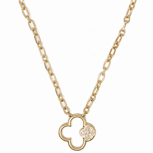 Fleurish Jewelry | Jewelry | Pave Clover Oval Chain Necklace | Poshmark